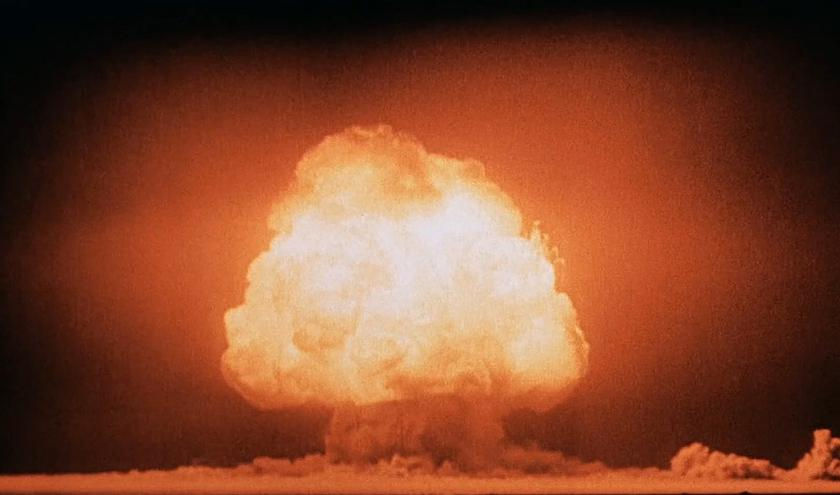 A New Study Finds the True Fallout of the Trinity Nuclear Test ...