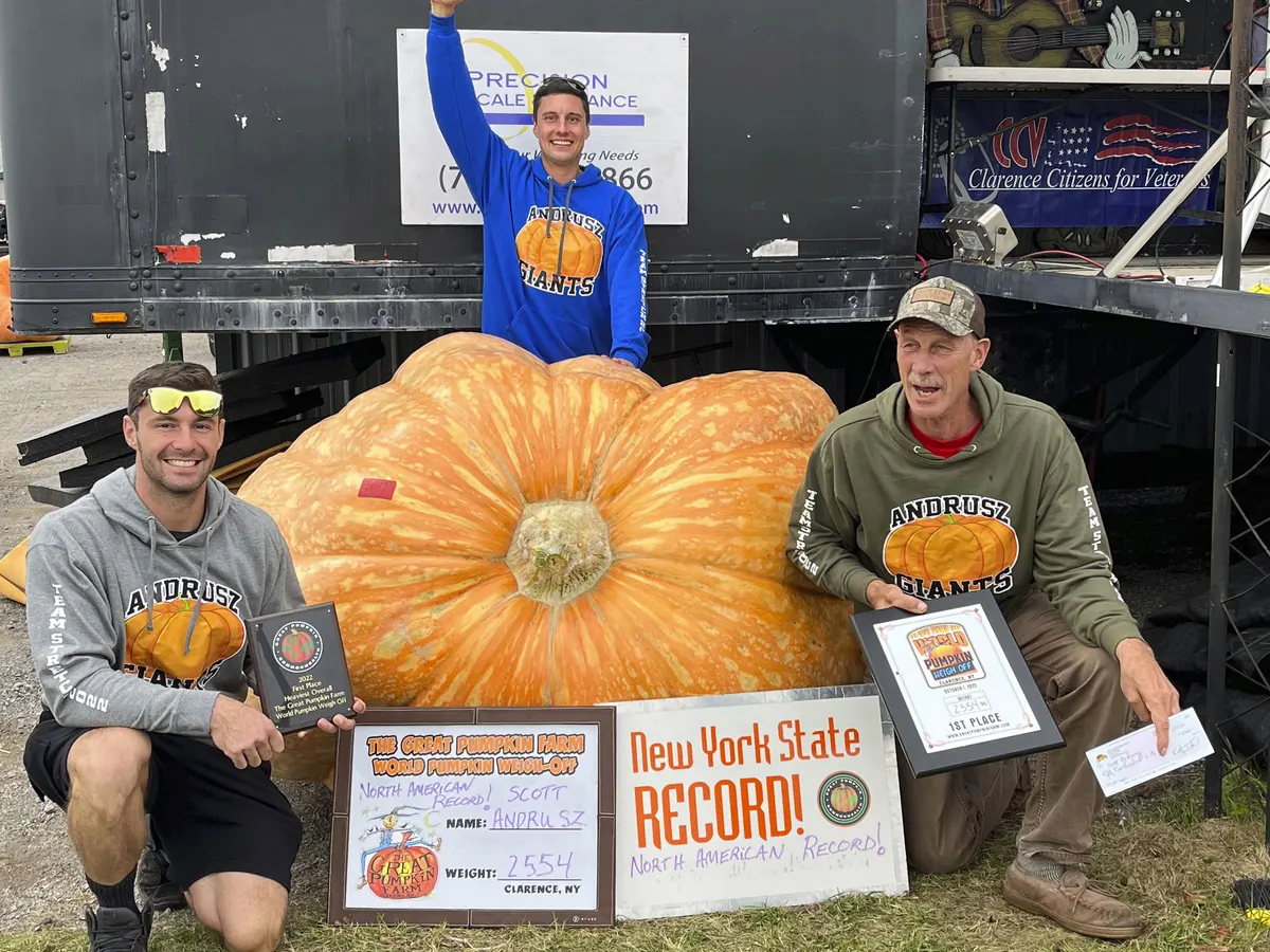 Very Heavy Pumpkin Breaks American Record - Letterly Journal