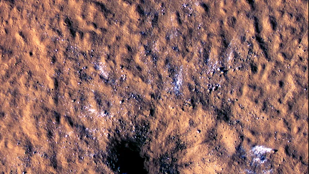 Meteor Strikes Mars, Unveils Massive Chunks of Ice - Letterly Journal